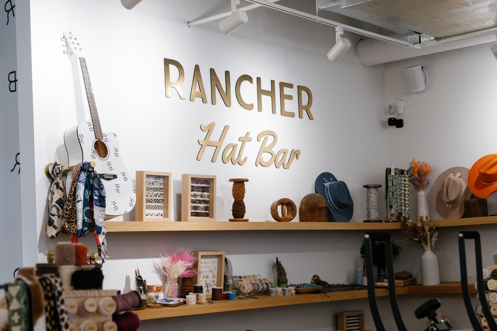 Custom Hat Bar Dallas | Rancher Hat Bar
